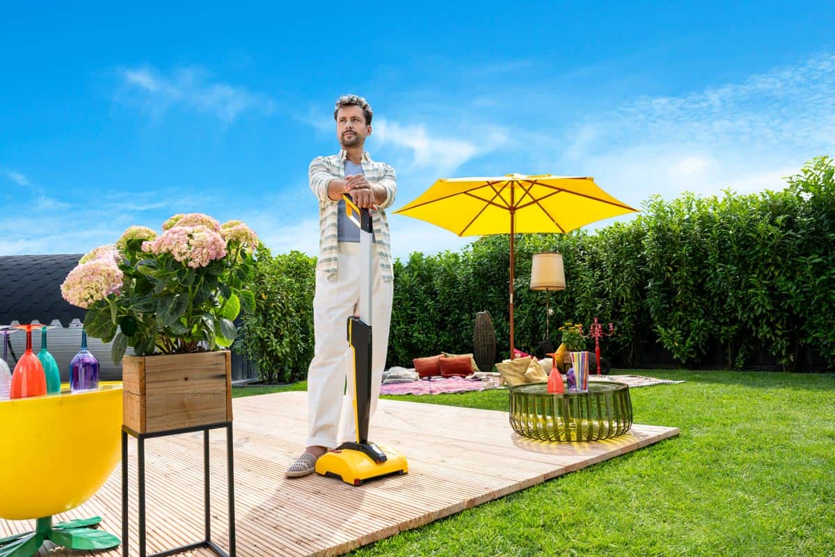 PRESS RELEASE - LAUNCHING LEVARO POWERBRUSH 18V OUTDOOR CLEAN & CARE ...